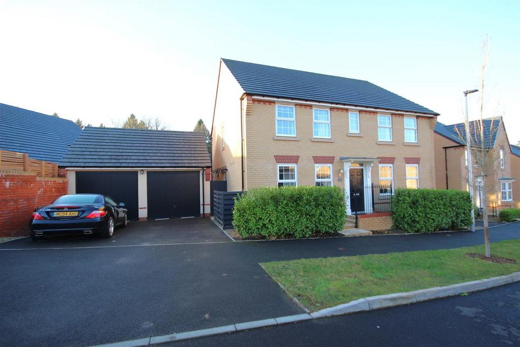 Trem Y Rhyd, St. Fagans, Cardiff 4 bed detached house for sale - £642,500