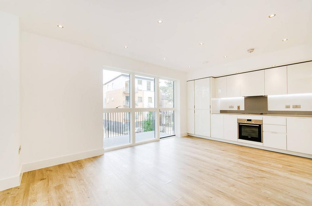 Lyon Square, HA1, Harrow, HA1 1 bed flat - £2,500 pcm (£577 pw)