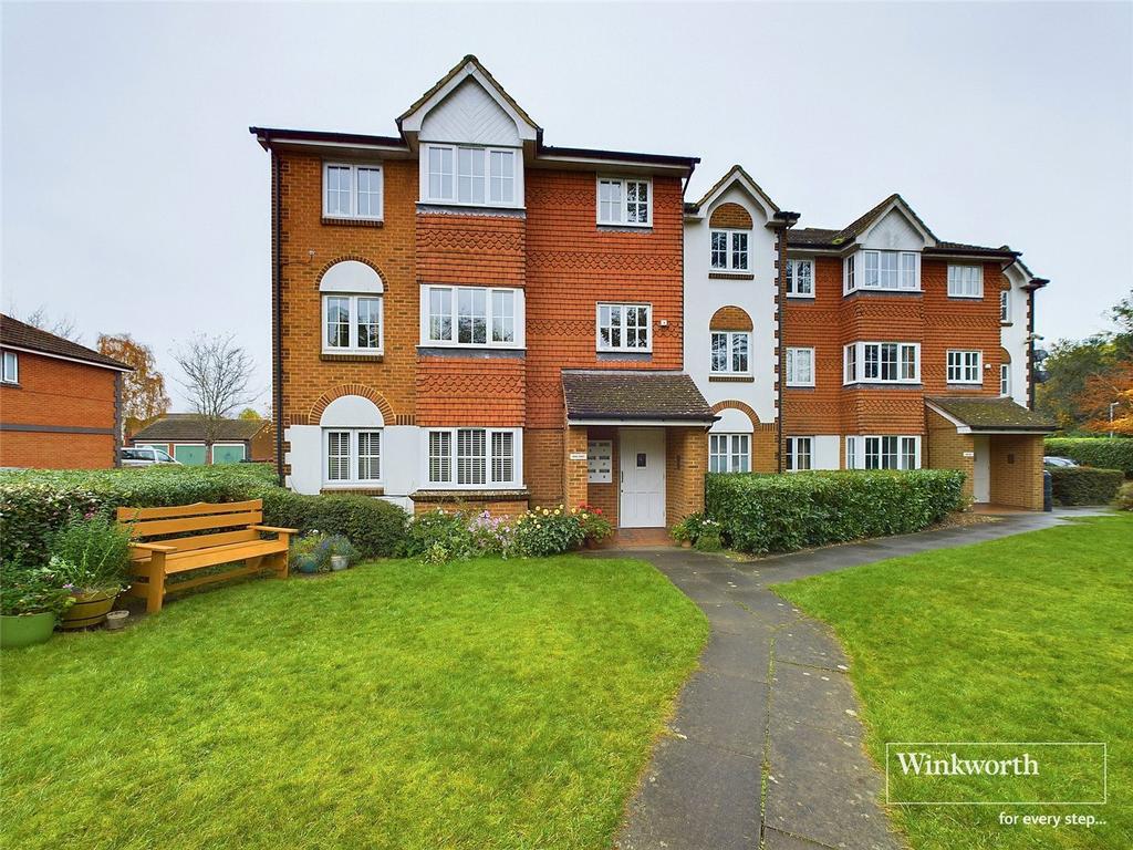 Amethyst Lane, Reading, Berkshire, RG30 2 bed apartment - £220,000