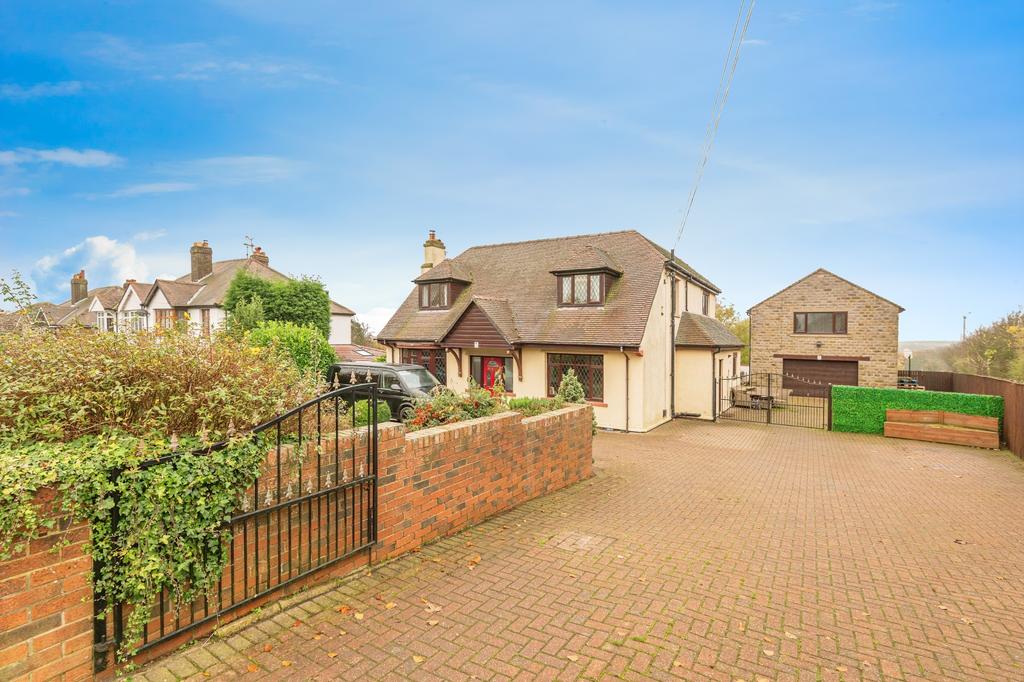 Rein Road, Wakefield WF3 6 bed detached house for sale - £740,000