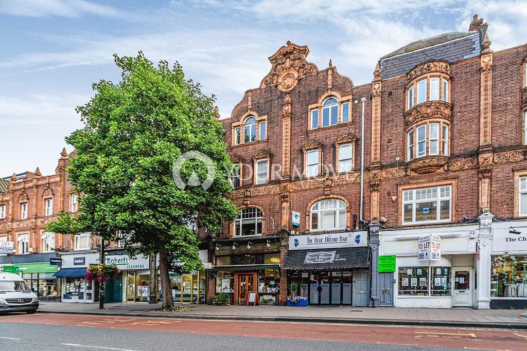 Claremont Road, Surbiton KT6 1 bed flat - £1,250 pcm (£288 pw)