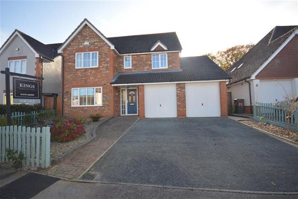 Bridport Way, Braintree, CM7 5 bed detached house - £550,000