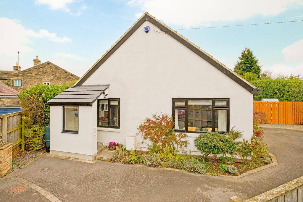 Grange Avenue, Menston LS29 3 bed detached bungalow - £470,000