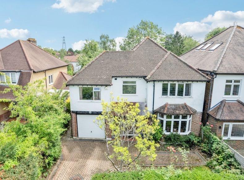 Towers Road, Pinner 4 bed detached house - £1,199,950