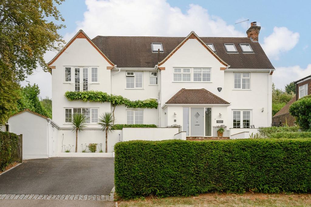 St Marys Road, Leatherhead, KT22 5 bed detached house - £1,650,000