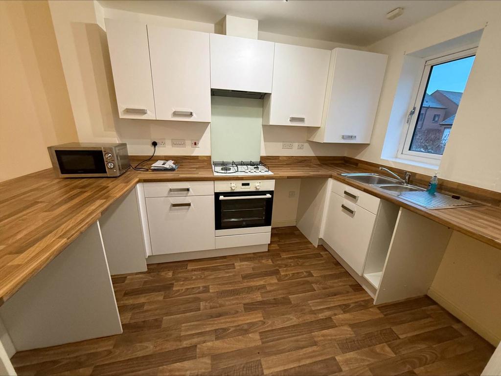 Turnhouse Crescent, Wolverhampton WV2 2 bed semi-detached house - £895 ...