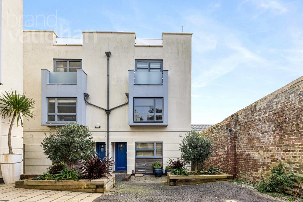 Sussex Square Mews, Brighton, East... 3 bed semi-detached house for ...
