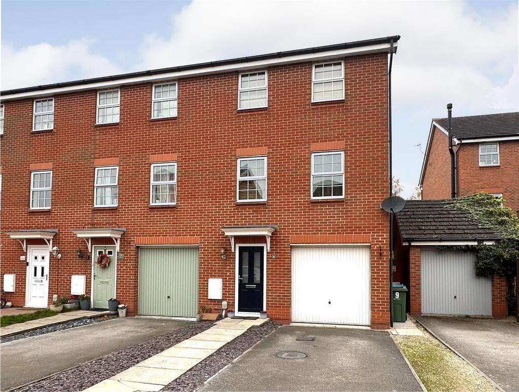 Langthwaite Close, Brough 3 bed townhouse - £205,000