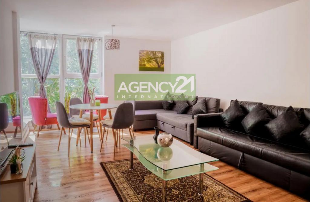 Seward Street, London, EC1V 2 bed flat for sale - £775,000