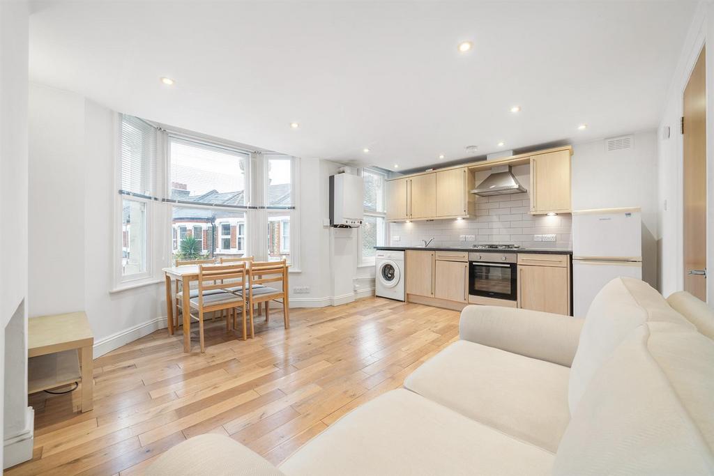 Hubert Grove, London SW9 2 bed flat - £475,000