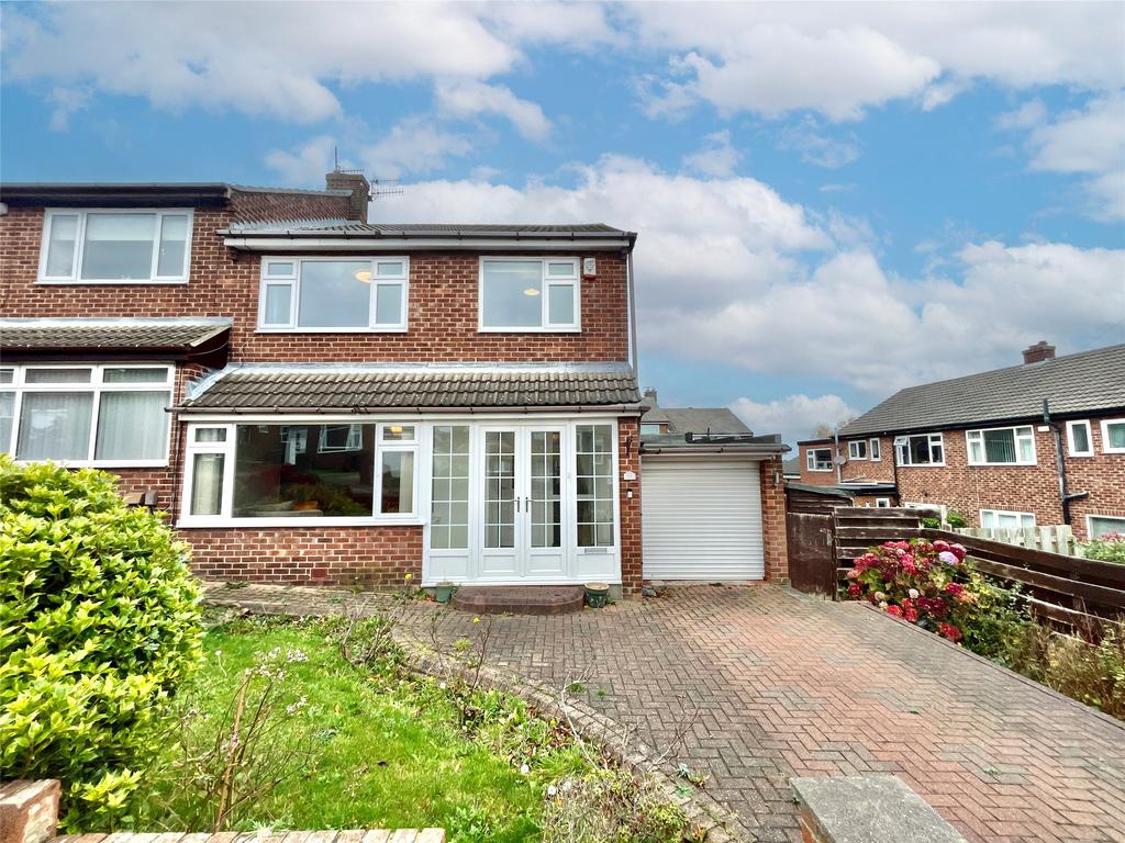 Park Drive, Whickham, NE16 3 bed semi-detached house for sale - £255,000
