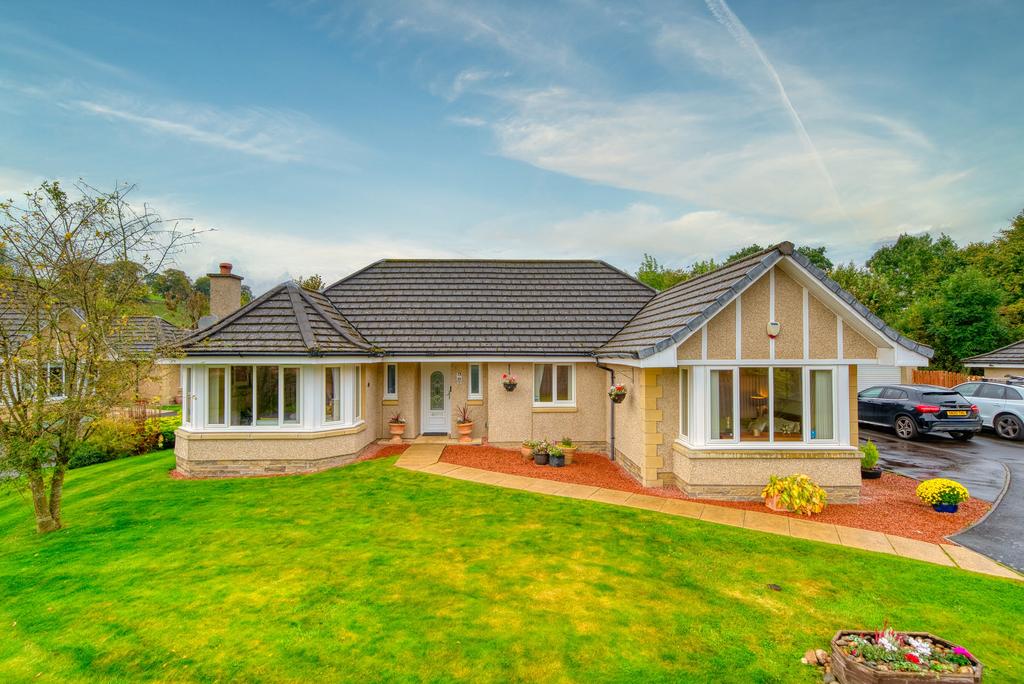 Kirkfieldbank, Lanark ML11 4 bed bungalow for sale - £339,995