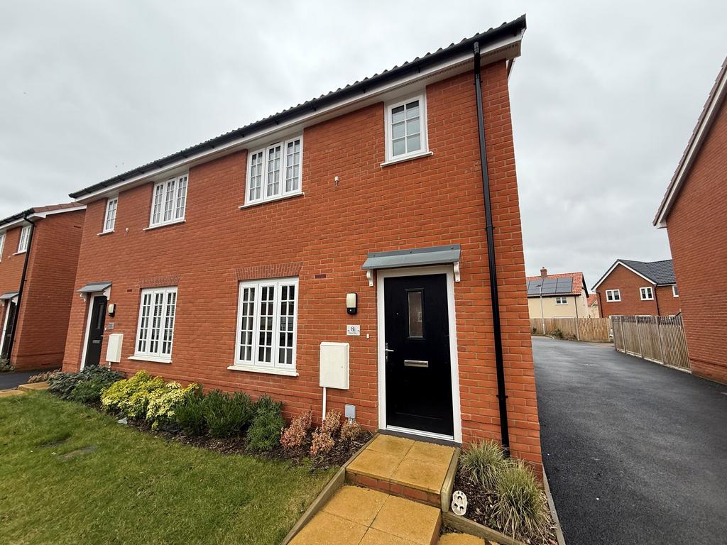 Ermine Way, Bacton 3 bed semi-detached house for sale - £84,000