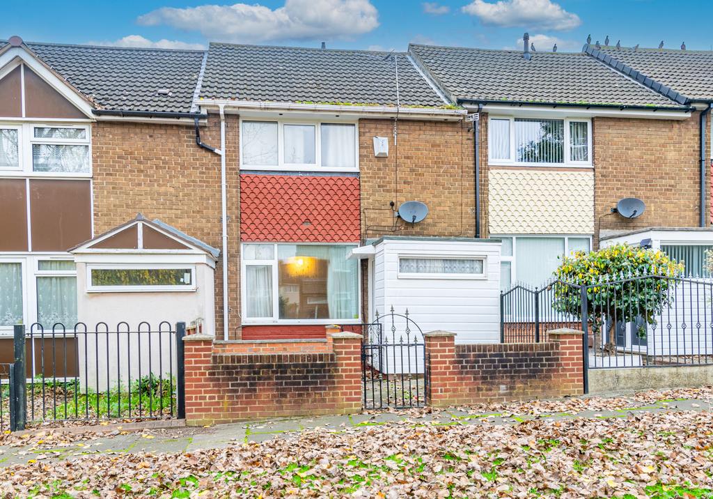 Leeds LS15 2 bed terraced house - £150,000