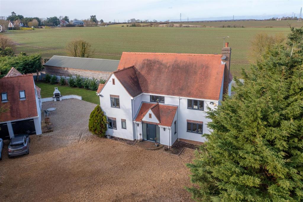 Cutlers Green, Thaxted, Dunmow 6 bed house - £1,100,000