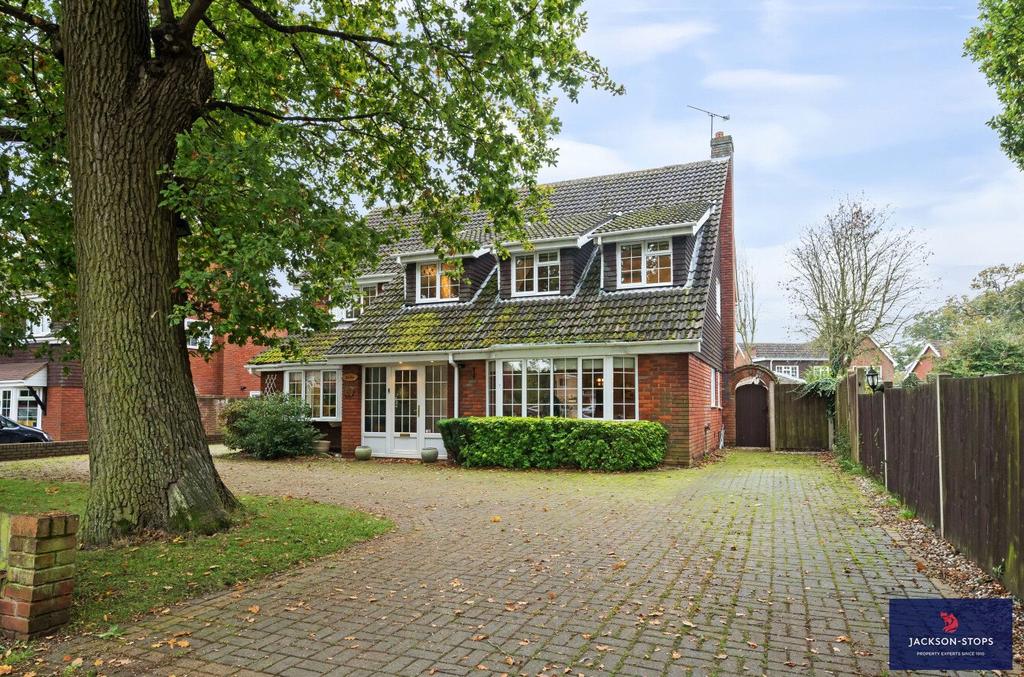 Church Road, Westoning, Bedfordshire... 5 bed detached house for sale ...