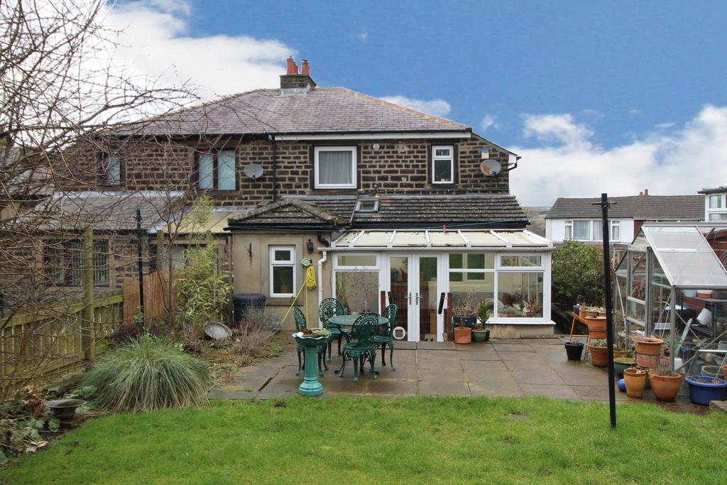 Golden View Drive, Thwaites Brow... 3 bed semi-detached house - £224,995
