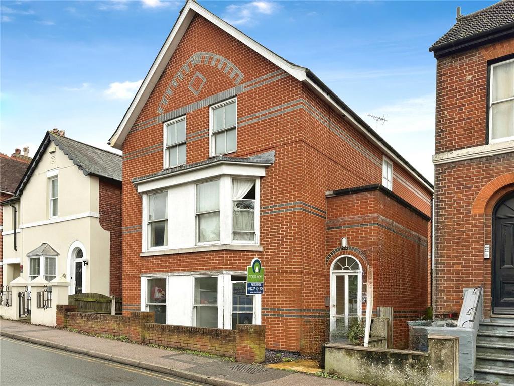 Nunnery Fields, Kent CT1 3 bed flat for sale - £150,000