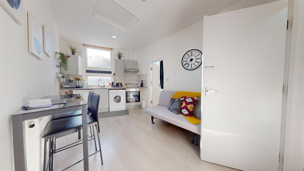 Harrow Road, Kensal Green NW10 1 bed flat - £1,450 pcm (£335 pw)