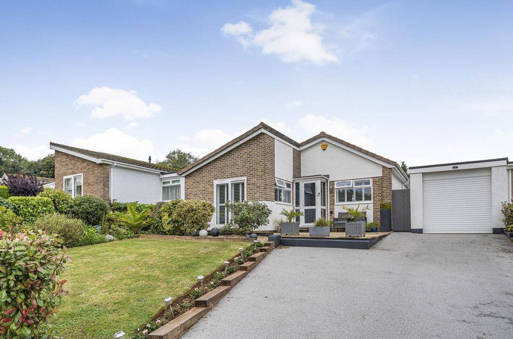 Quantocks Road, Torquay TQ2 3 bed detached bungalow - £595,000