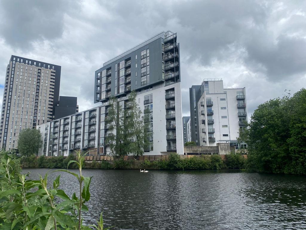 Water Street, Manchester M3 2 bed apartment - £1,100 pcm (£254 pw)