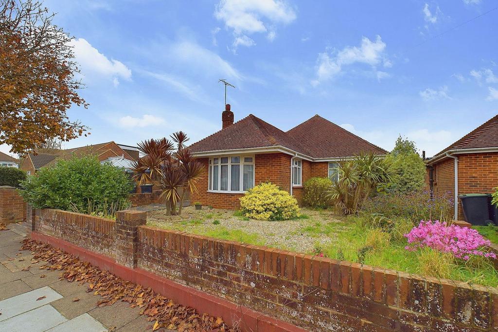 Alfriston Road, Worthing, BN14 7QS 2 bed detached bungalow for sale - £ ...