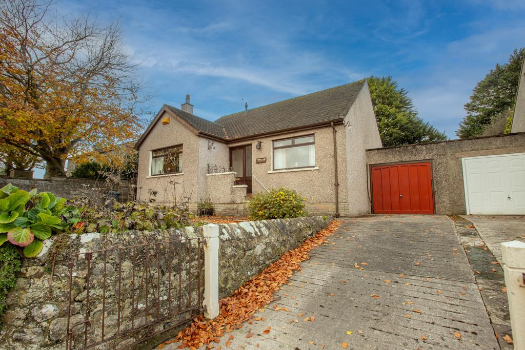25 Main Road, Nether Kellet, LA6 1EZ 2 bed detached bungalow - £250,000