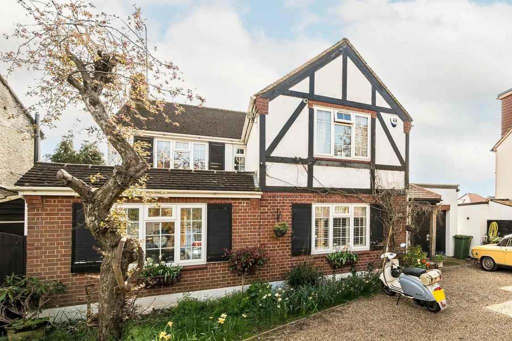 3 Ashford Road, Feltham, Middlesex, TW13 4 bed detached house - £750,000