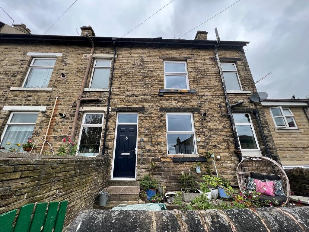Elliott Street, Shipley BD18 2 bed terraced house - £175,000