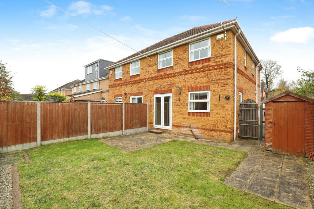 Goodwood Grove, York 3 bed semi-detached house - £340,000