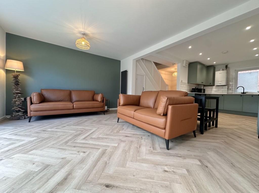 Paxton Drive, Maritime Quater 3 bed townhouse - £1,500 pcm (£346 pw)