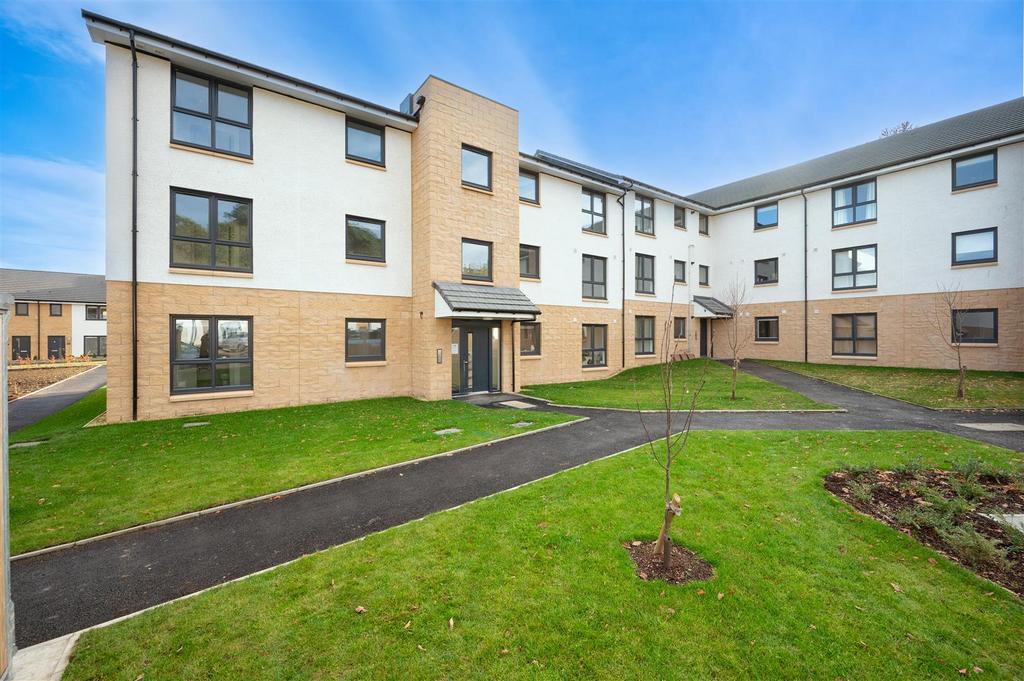 Dunain Square, Inverness IV3 2 bed apartment for sale - £210,000