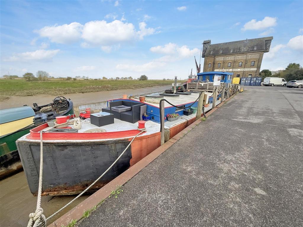 Standard Quay, Faversham, Kent 3 bed mobile home for sale - £275,000