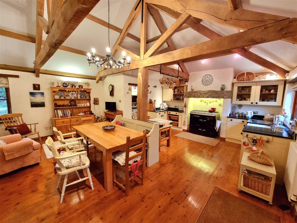 Tregeare, Launceston 3 bed barn conversion for sale - £457,500
