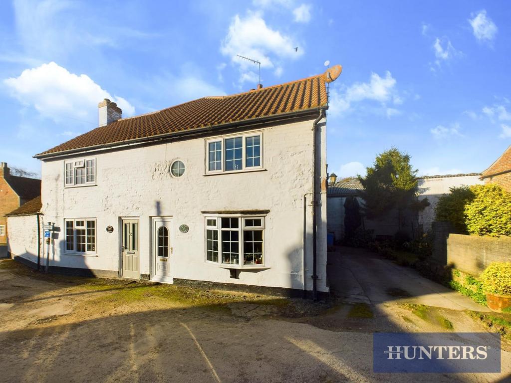 Front Street, Grindale, Bridlington 3 bed cottage - £200,000
