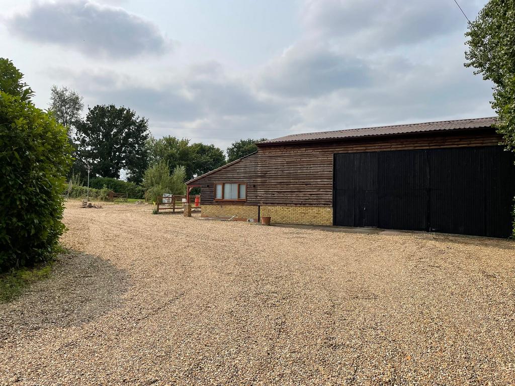 Hamlet Hill, Harlow CM19 Smallholding for sale - £600,000