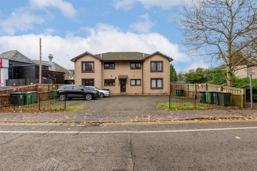 Stanley Crescent, Perth 2 bed flat for sale - £99,950