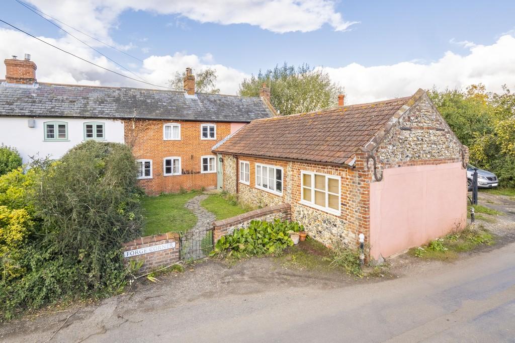 Pentlow, Sudbury, Suffolk 3 bed semi-detached house for sale - £370,000