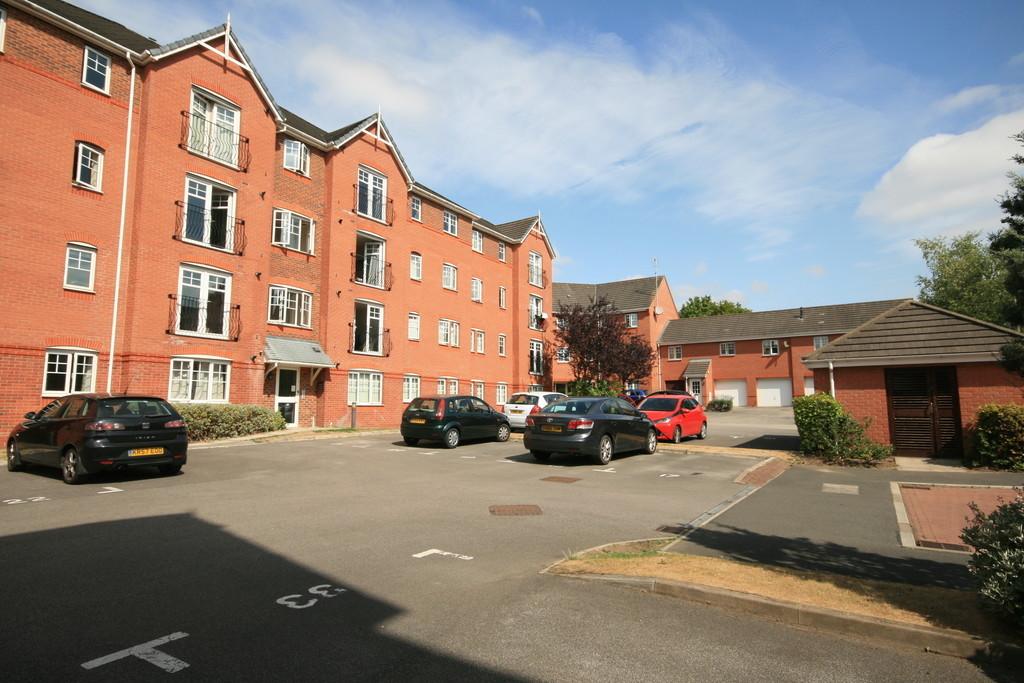 Beames House, Crewe 2 bed apartment - £750 pcm (£173 pw)