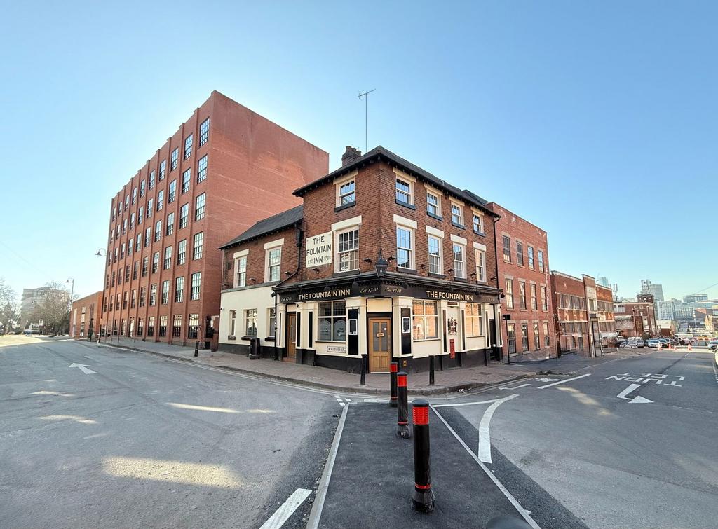 Fountain Lofts, Digbeth, Birmingham... 2 bed apartment - £330,000