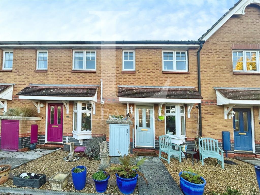 Russet Gardens, Emsworth, West Sussex 2 bed terraced house - £370,000