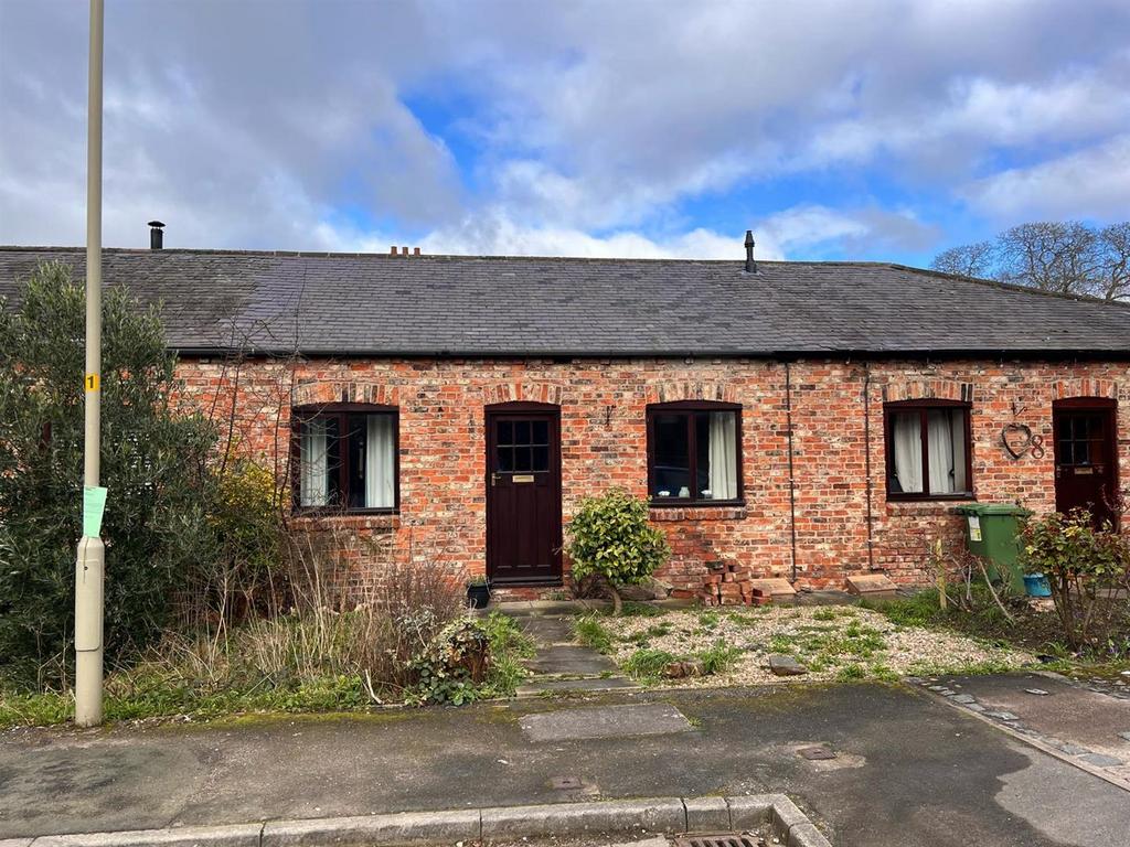 The Poplars, Newton On Ouse, York 2 bed bungalow - £800 pcm (£185 pw)