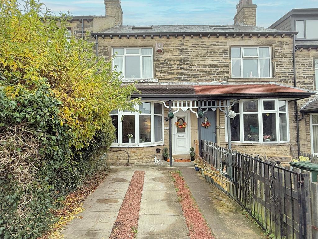 Beechwood Grove, Wibsey, Bradford, BD6 3 bed terraced house - £180,000