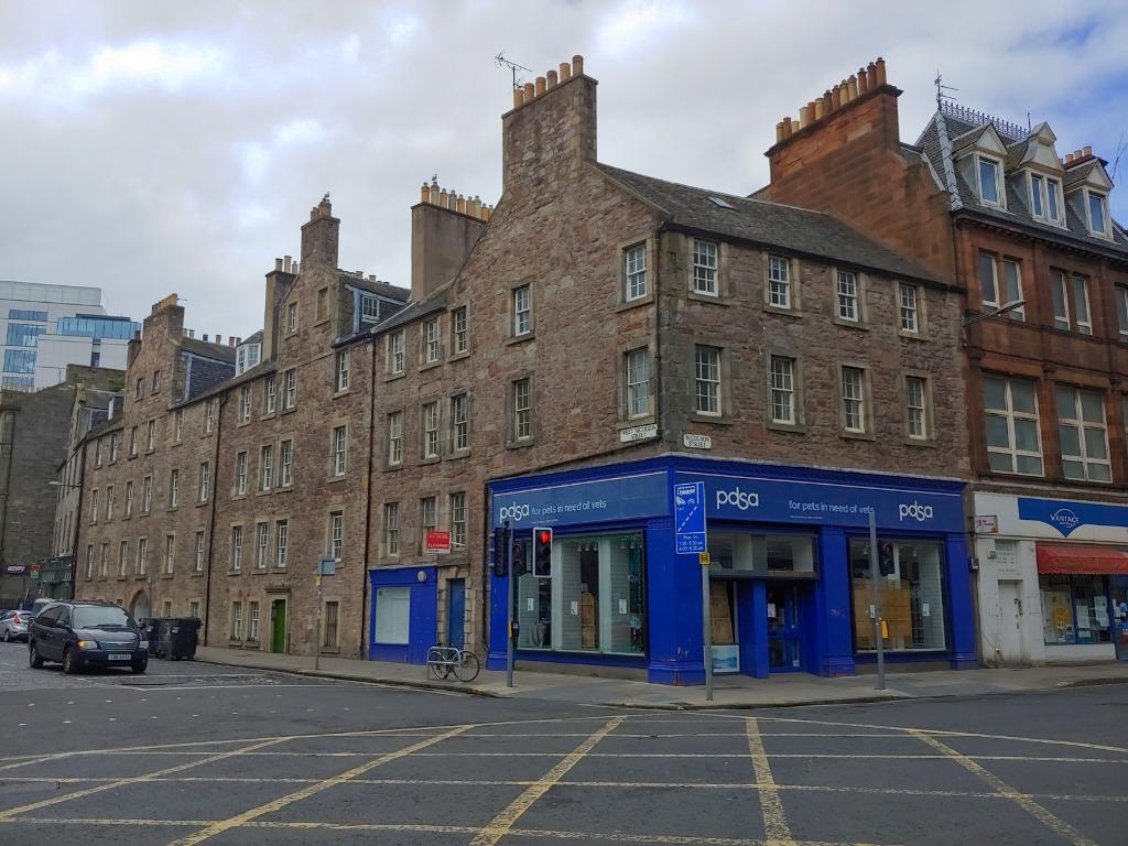 West Nicolson Street, Edinburgh, EH8 2 bed flat - £1,500 pcm (£346 pw)