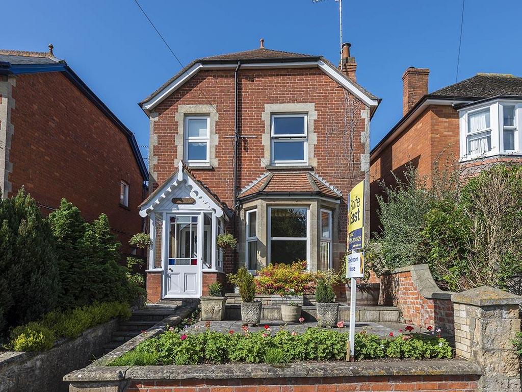 Coldharbour, Sherborne 5 bed detached house - £375,000