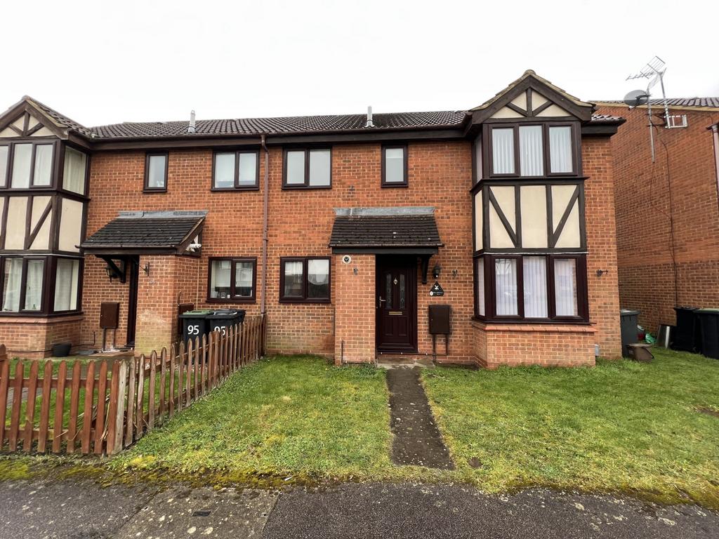 Flitwick MK45 2 bed terraced house - £1,100 pcm (£254 pw)