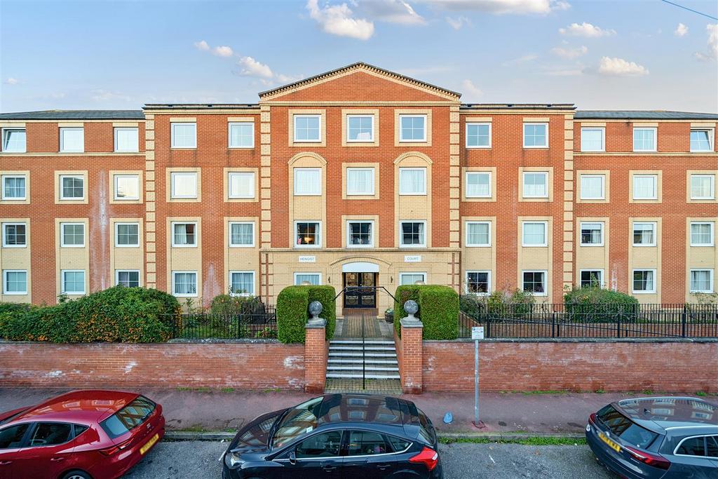 Hengist Court, Marsham Street, Maidstone 1 bed apartment for sale - £80,000
