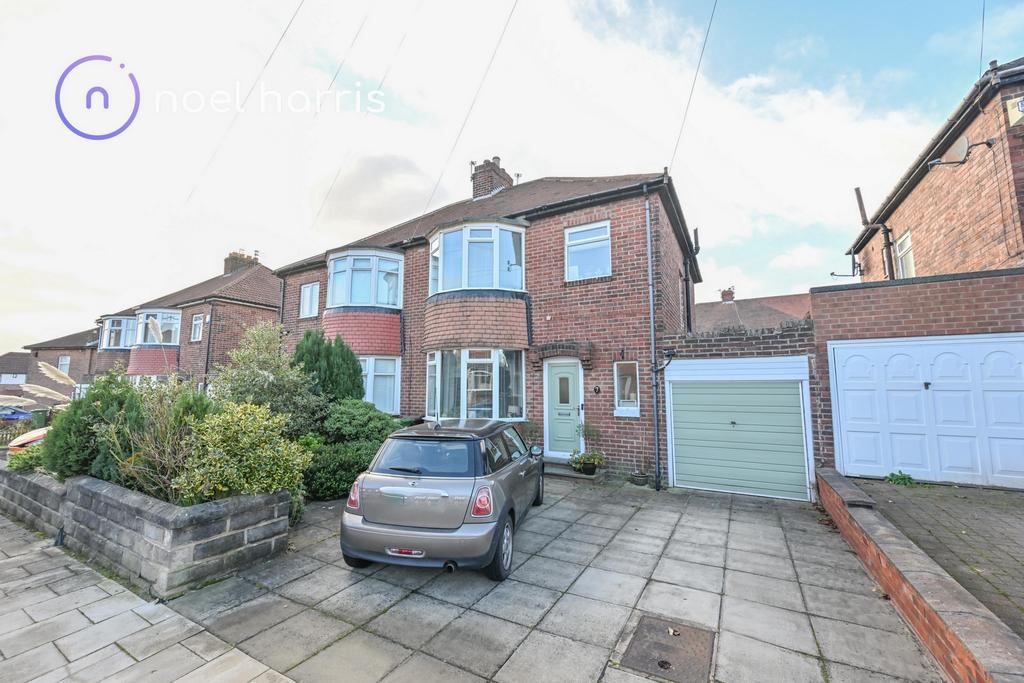 Vancouver Drive, Cochrane Park, NE7 3 bed semi-detached house - £295,000