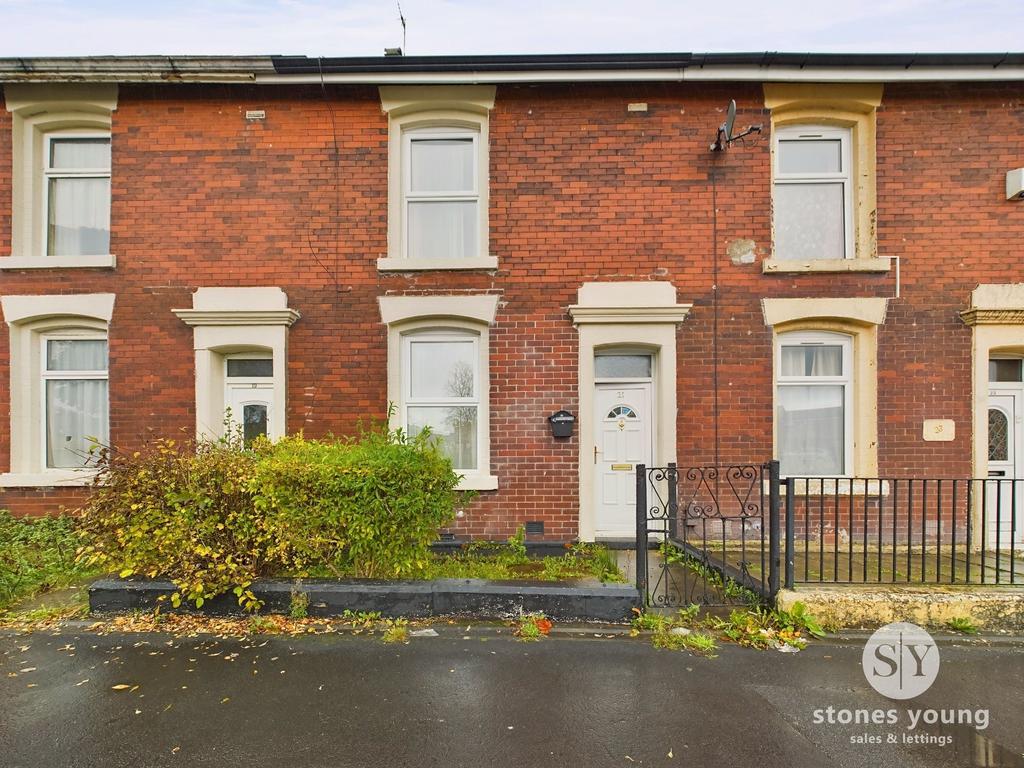 Longton Street, Blackburn, BB1 2 bed property - £80,000