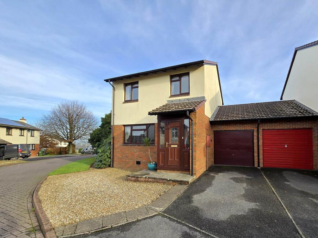Oaklands, Bideford 3 bed detached house - £279,950